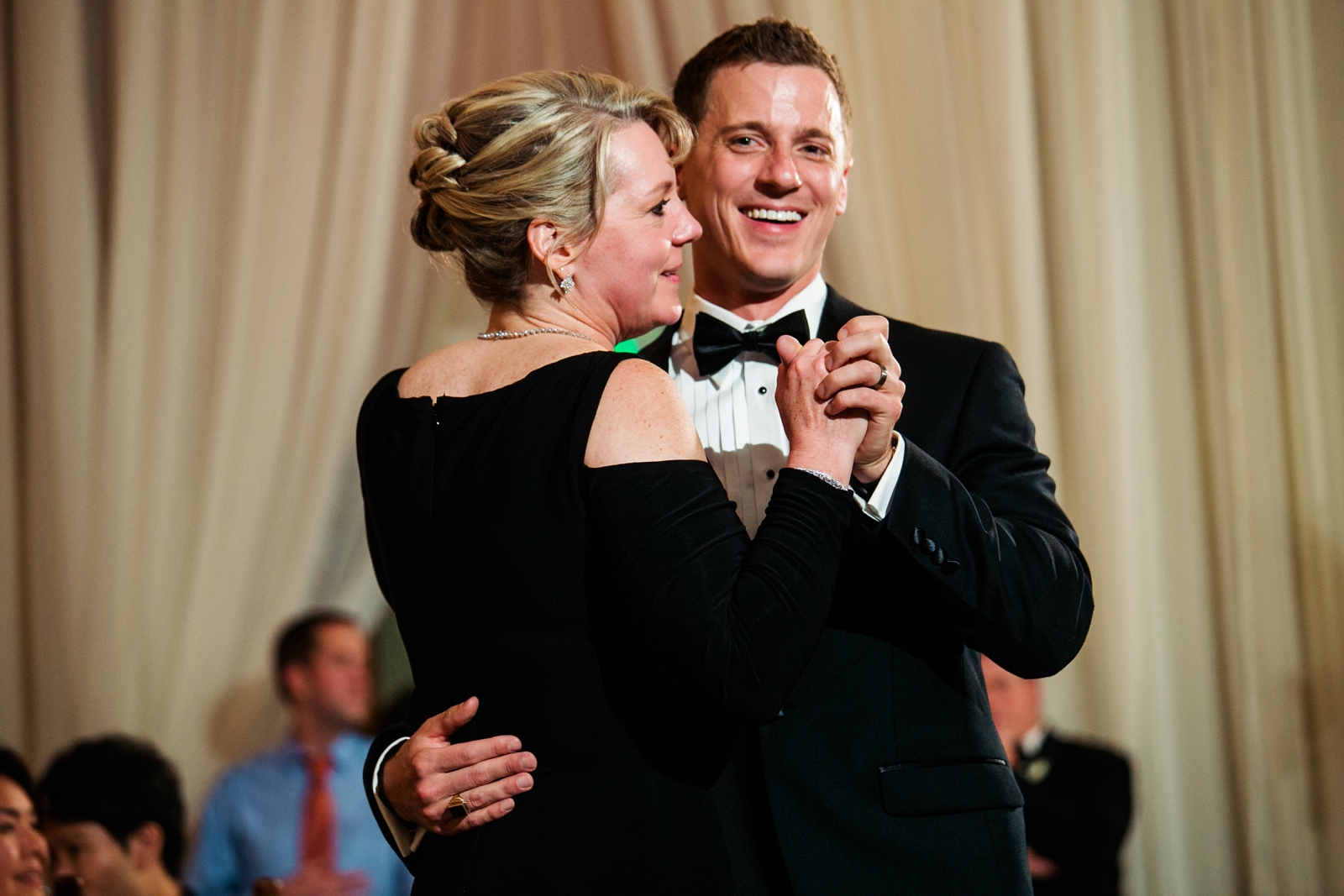 Lily & Craig - Cylburn Arboretum Baltimore Wedding Photography - Emily ...